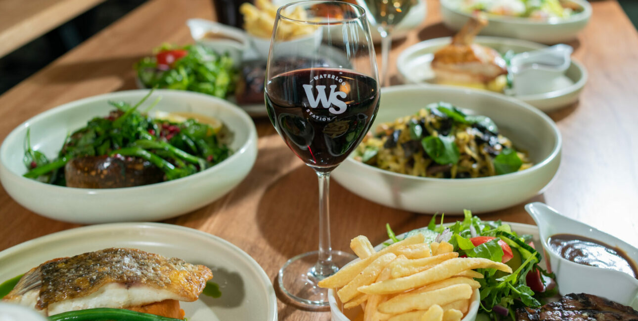 Classic Pub Favourites | Waterloo Station Hotel